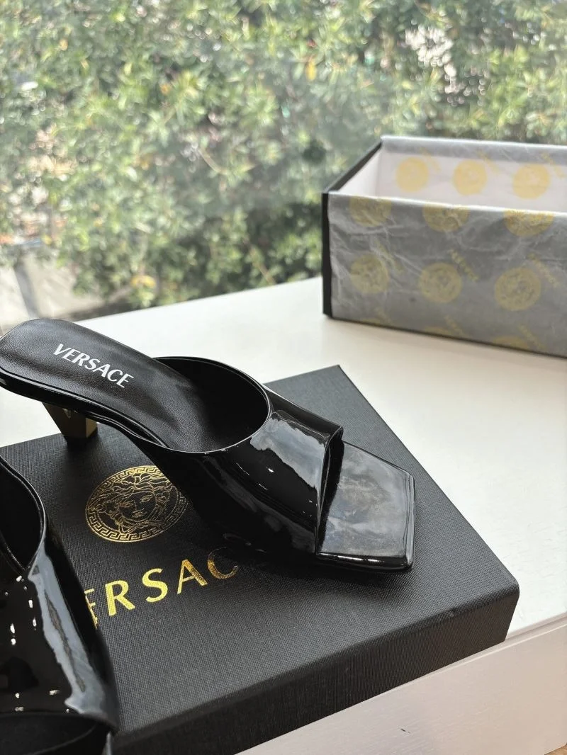 Top match Versace Slippers