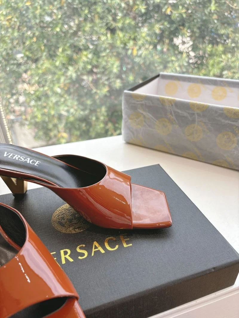 Inexpensive Versace Slippers