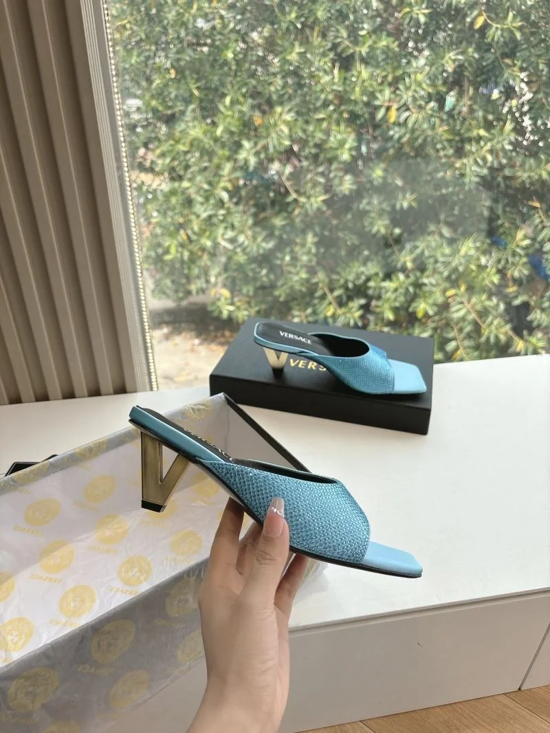 Top mirror Versace Slippers