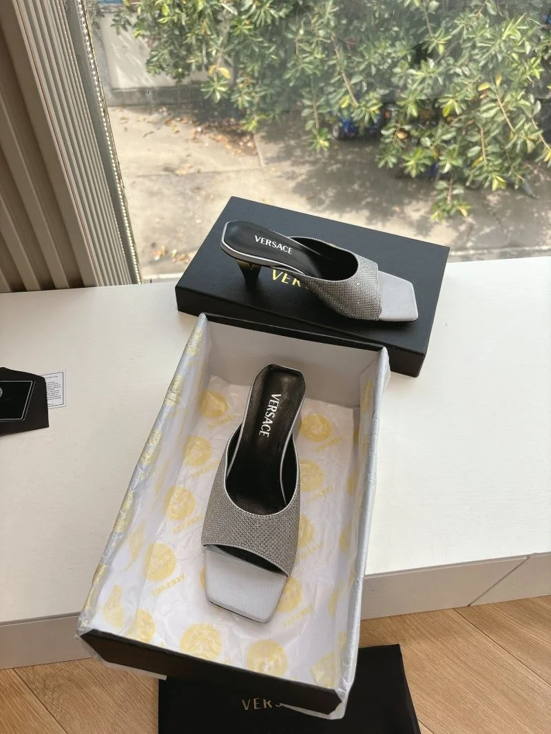 Economical Versace Slippers