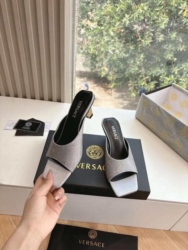 Economical Versace Slippers