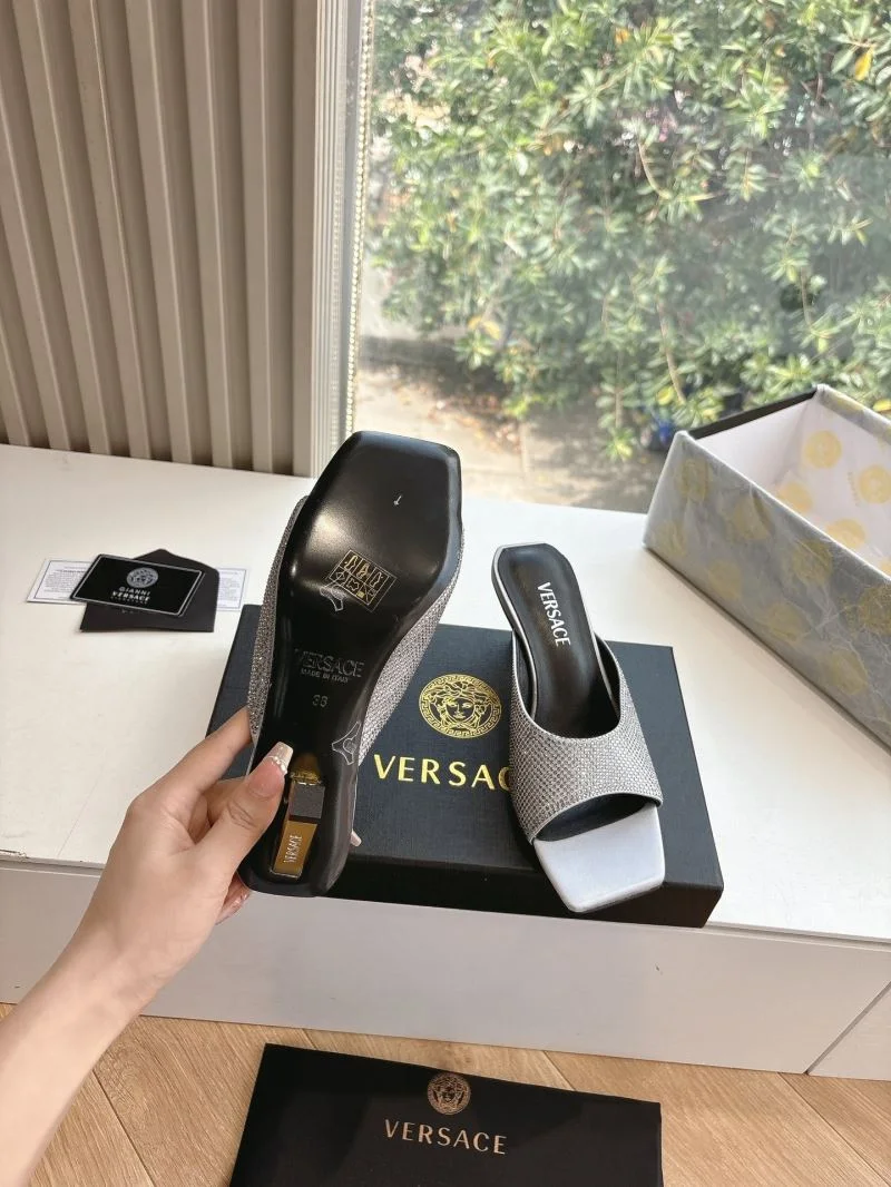 Economical Versace Slippers