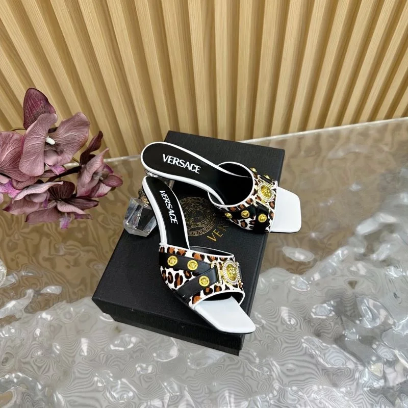 Precise copy Versace Slippers