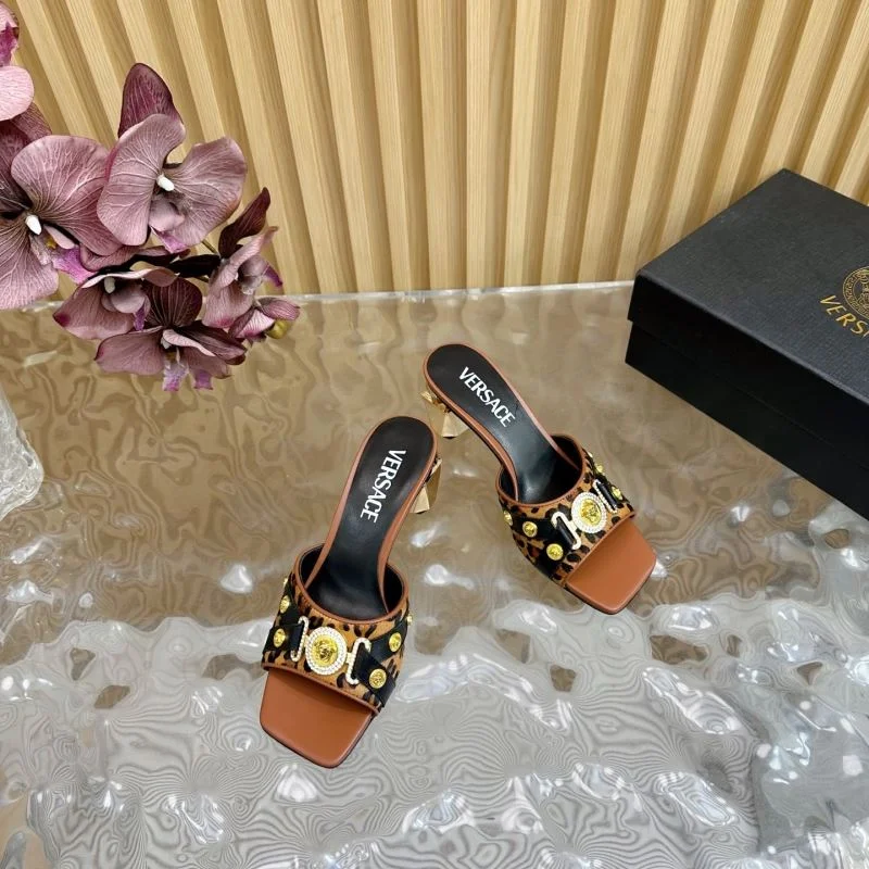 Accurate model Versace Slippers