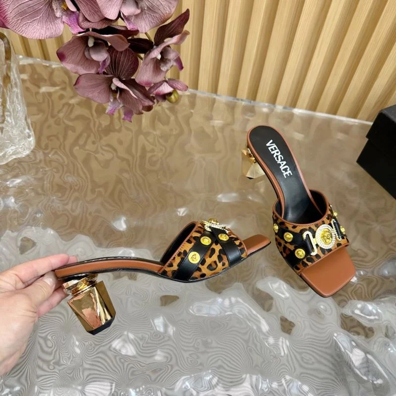 Accurate model Versace Slippers