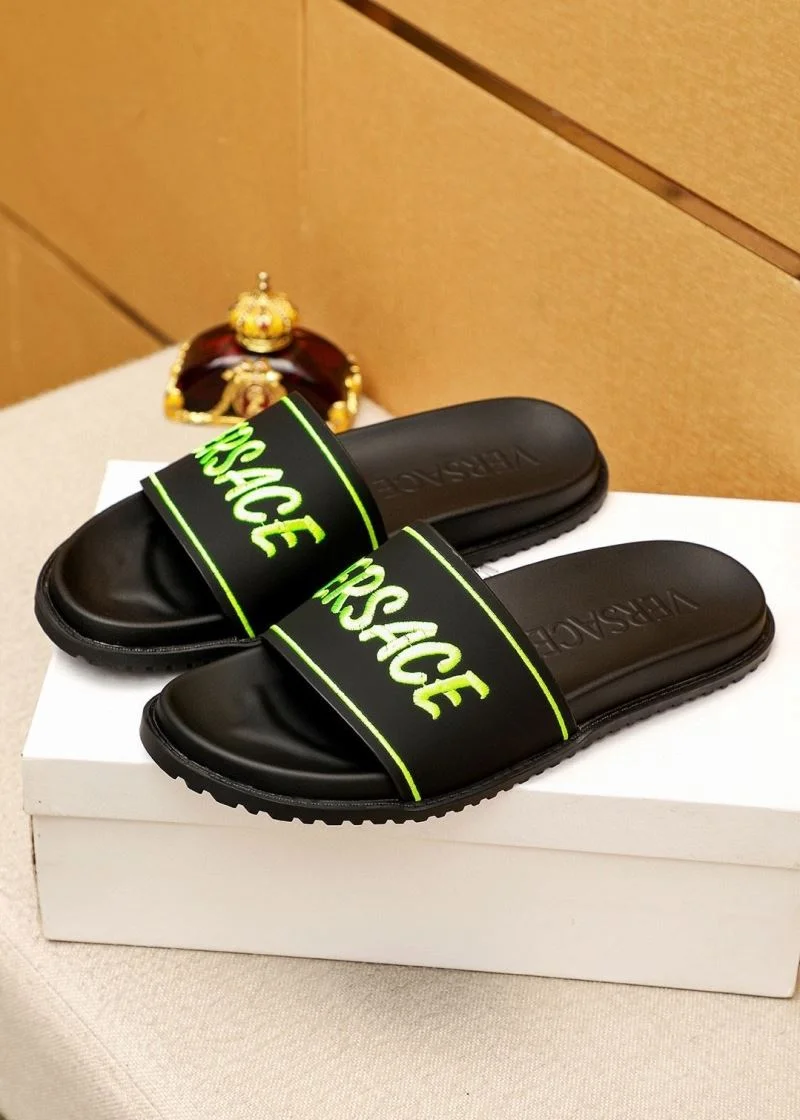 Economical Versace Slippers