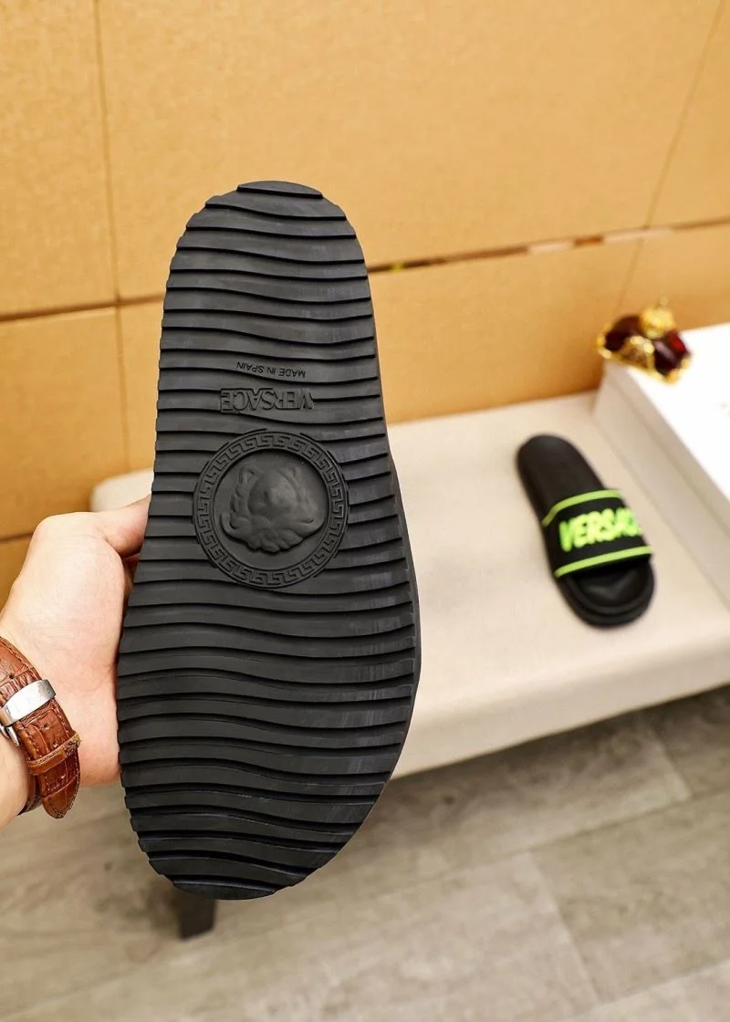 Economical Versace Slippers
