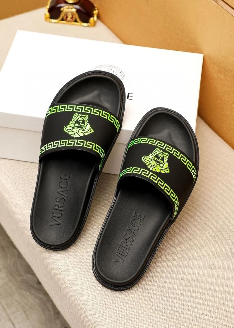 Precise copy Versace Slippers
