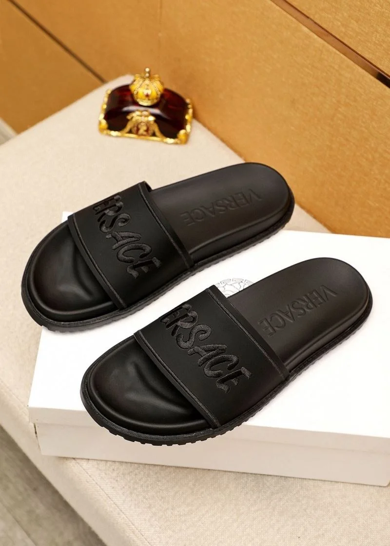 Precise copy Versace Slippers
