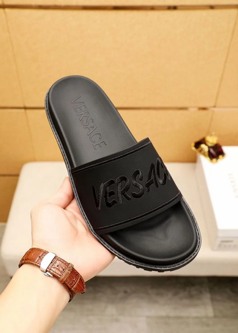 Precise copy Versace Slippers