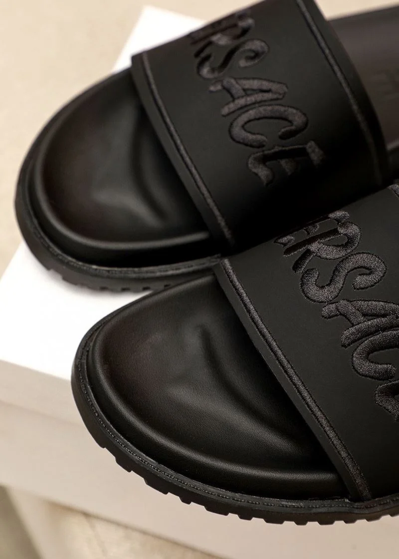 Precise copy Versace Slippers