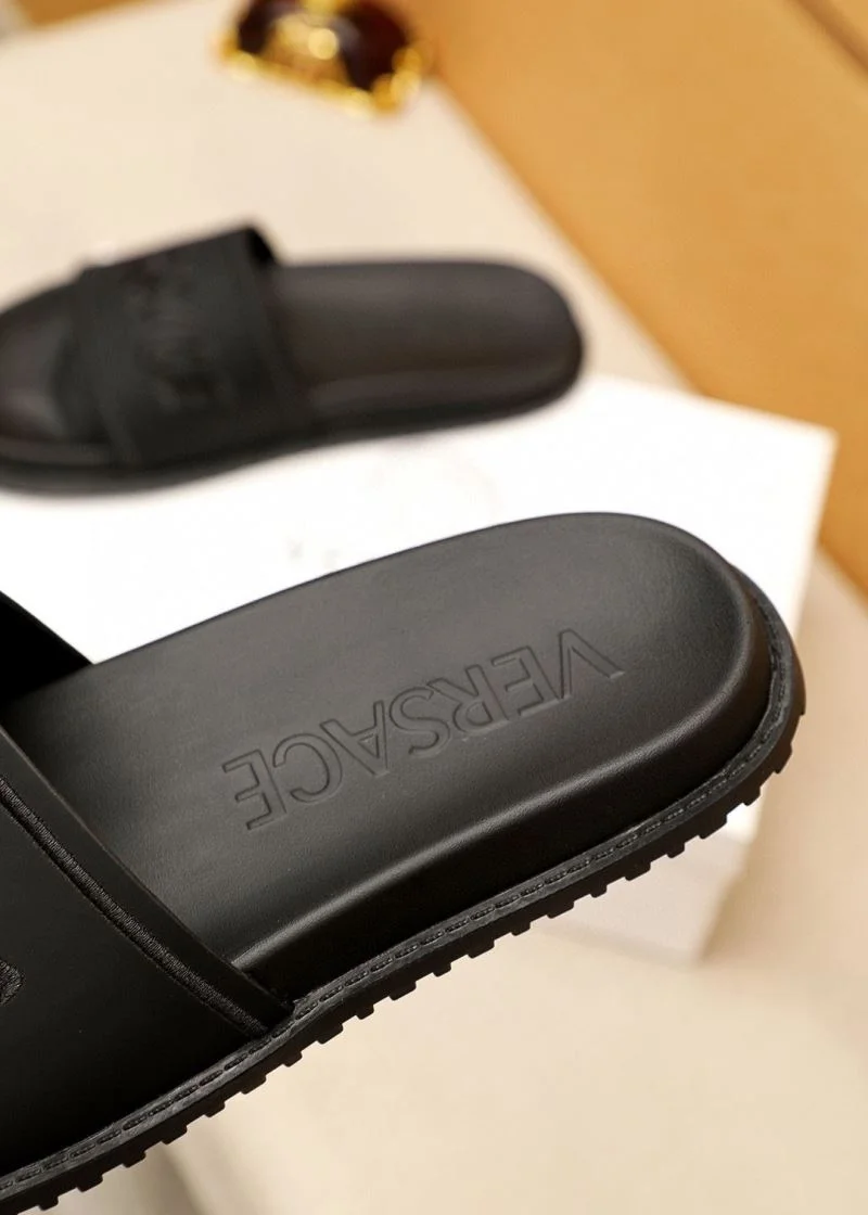Precise copy Versace Slippers