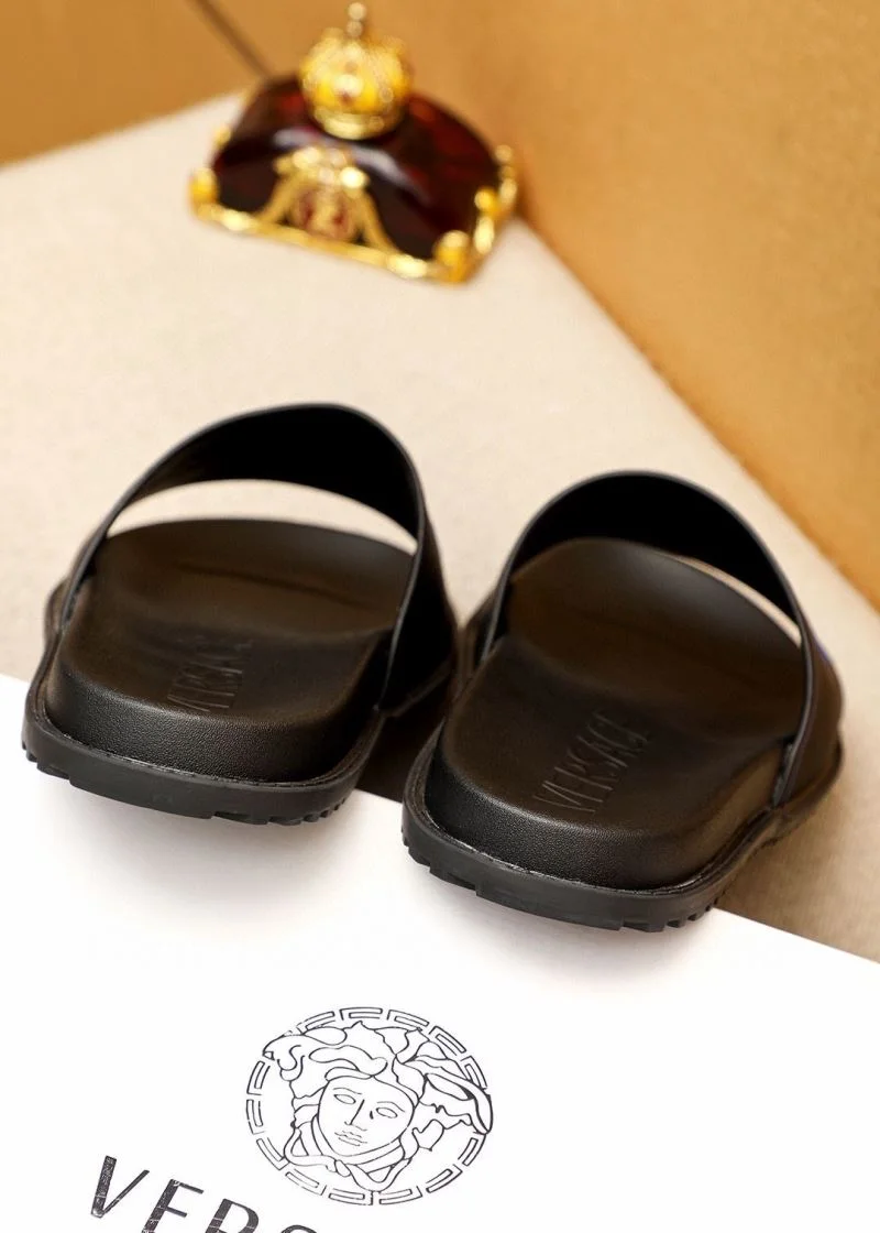 Precise copy Versace Slippers