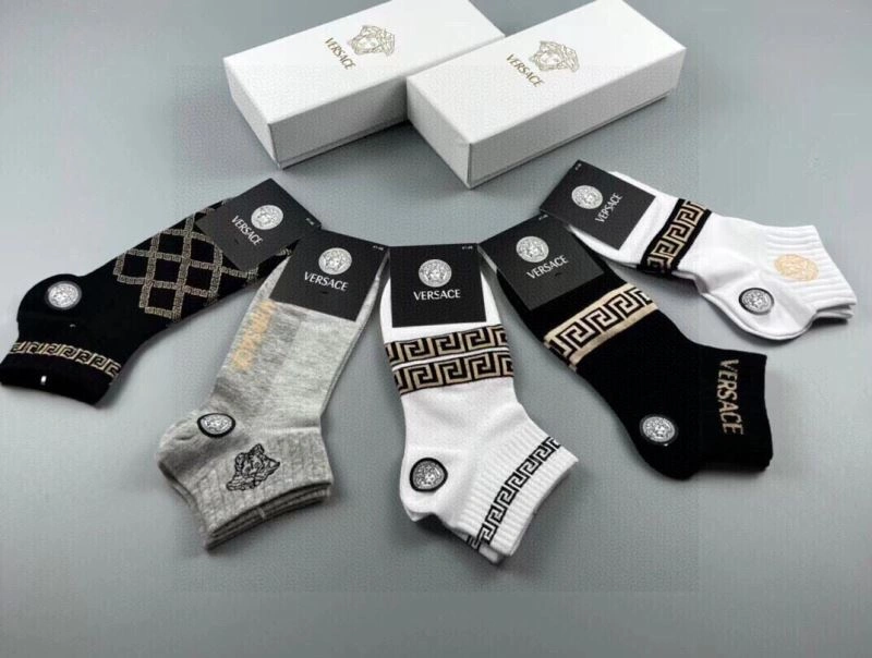 Affordable Versace Socks