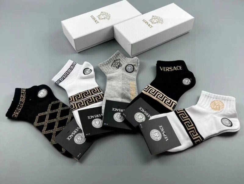 Affordable Versace Socks