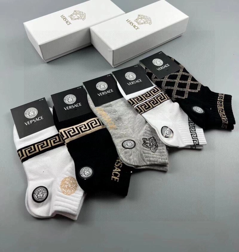 Affordable Versace Socks