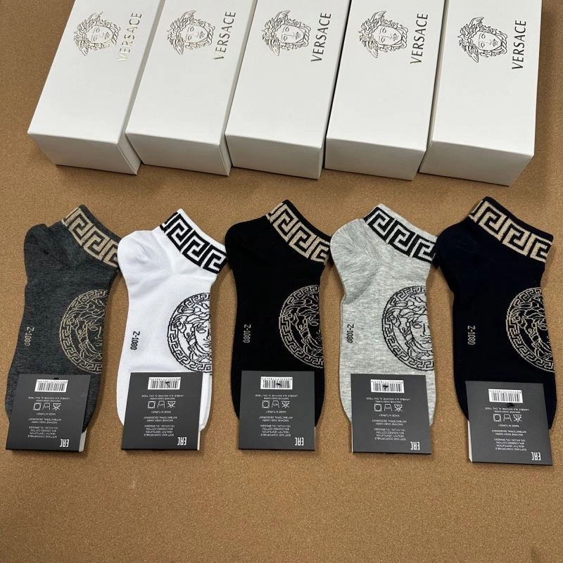Low-cost Versace Socks