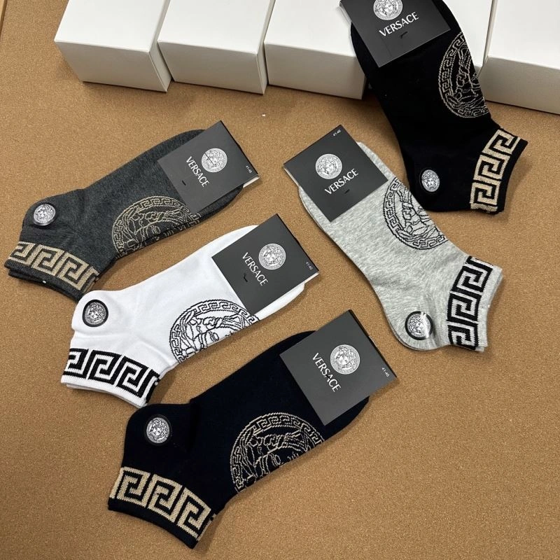 Low-cost Versace Socks