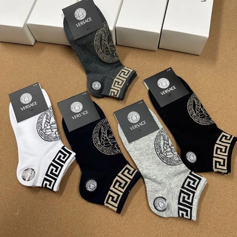 Low-cost Versace Socks