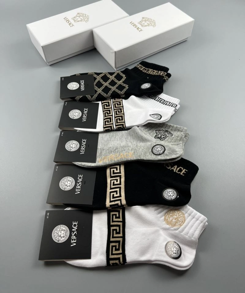 Affordable Versace Socks