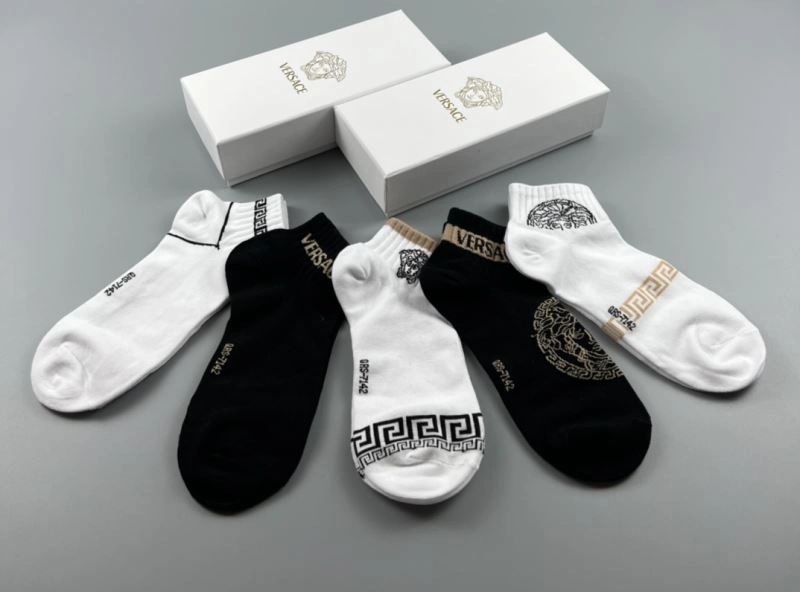 Low-cost Versace Socks