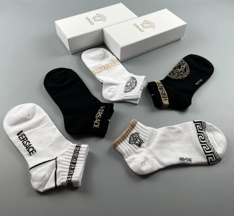 Low-cost Versace Socks