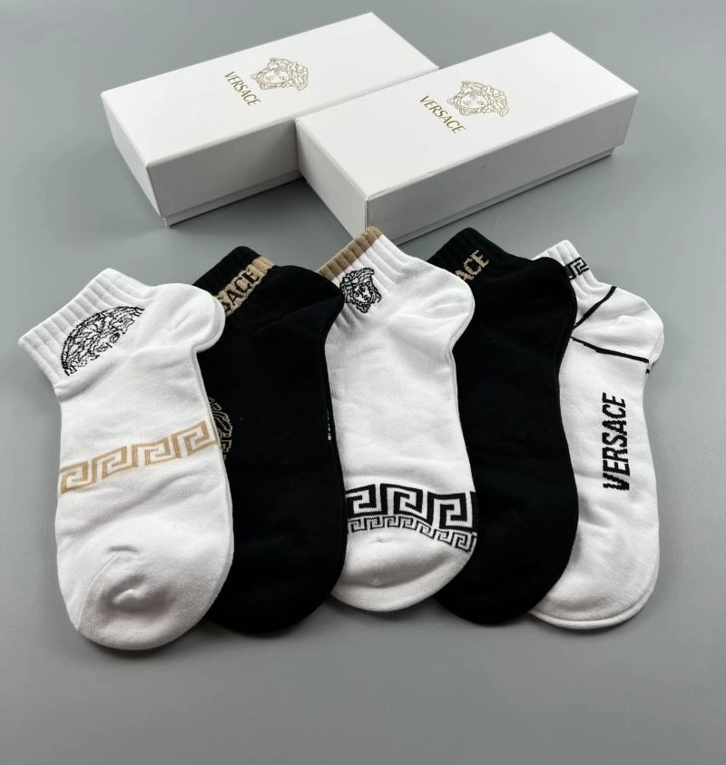 Low-cost Versace Socks