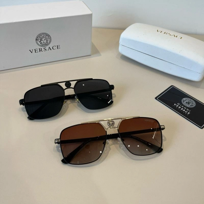 Top mirror Versace Sunglasses