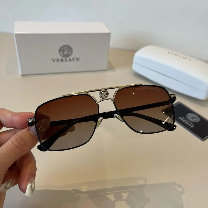 Top mirror Versace Sunglasses