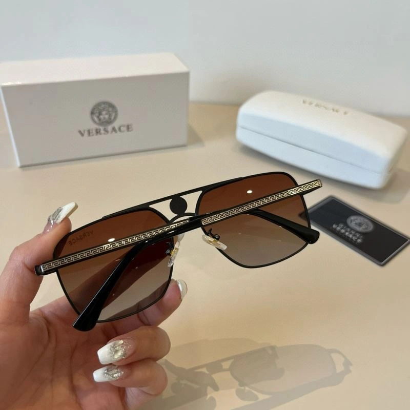 Top mirror Versace Sunglasses