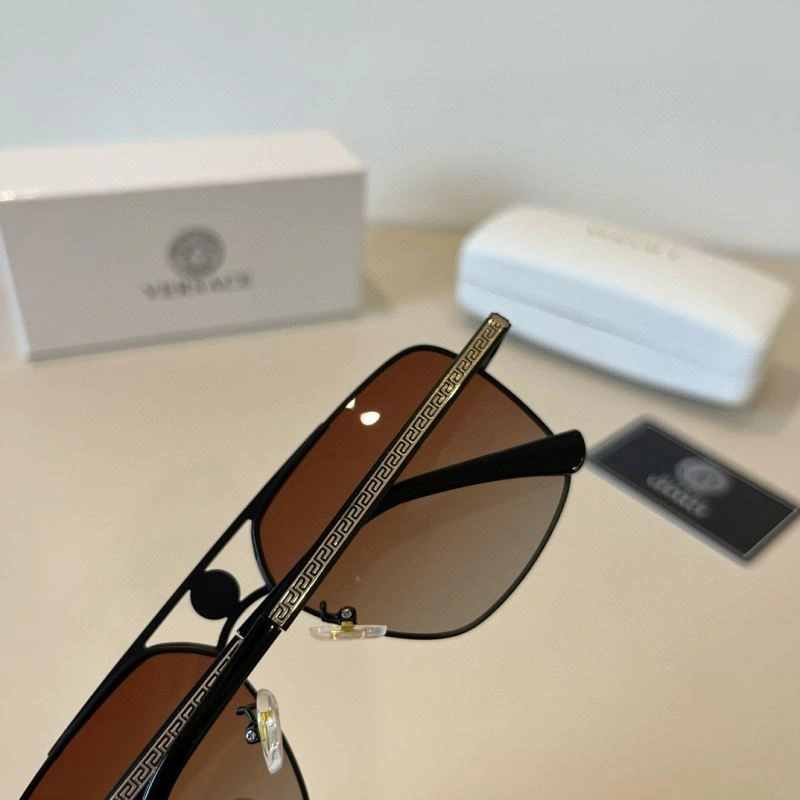 Top mirror Versace Sunglasses