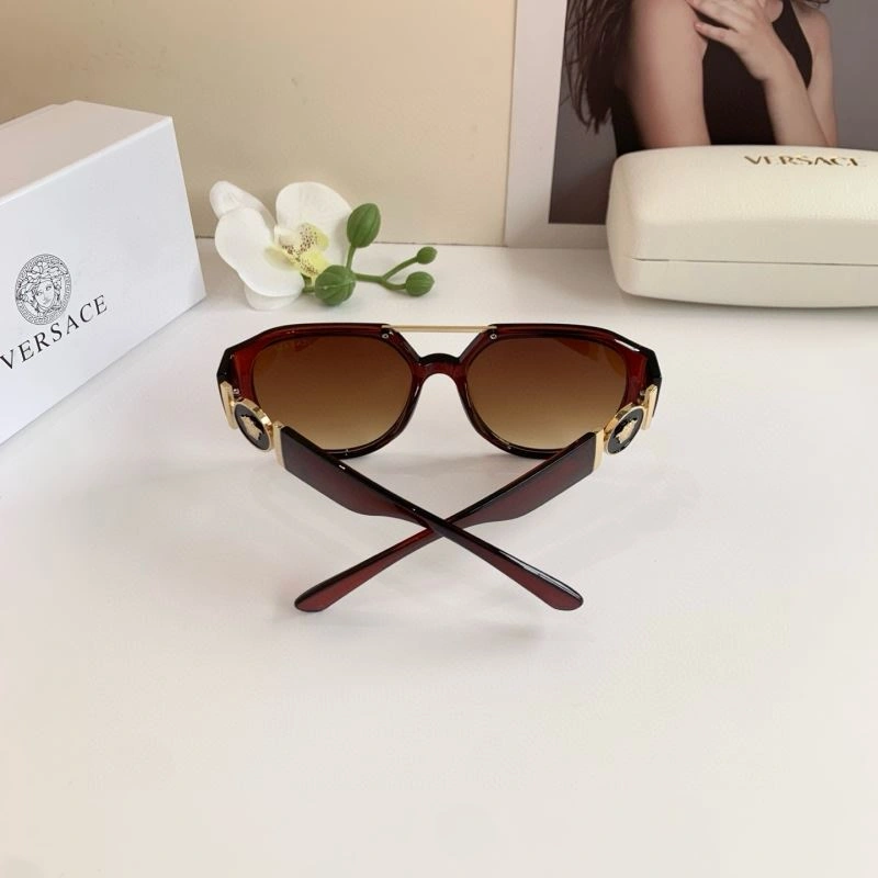 Accurate model Versace Sunglasses