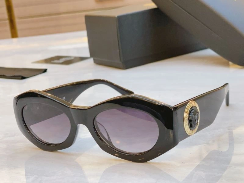 Cut-rate Versace Sunglasses