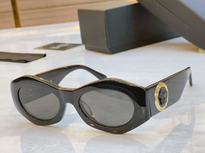 Cut-rate Versace Sunglasses