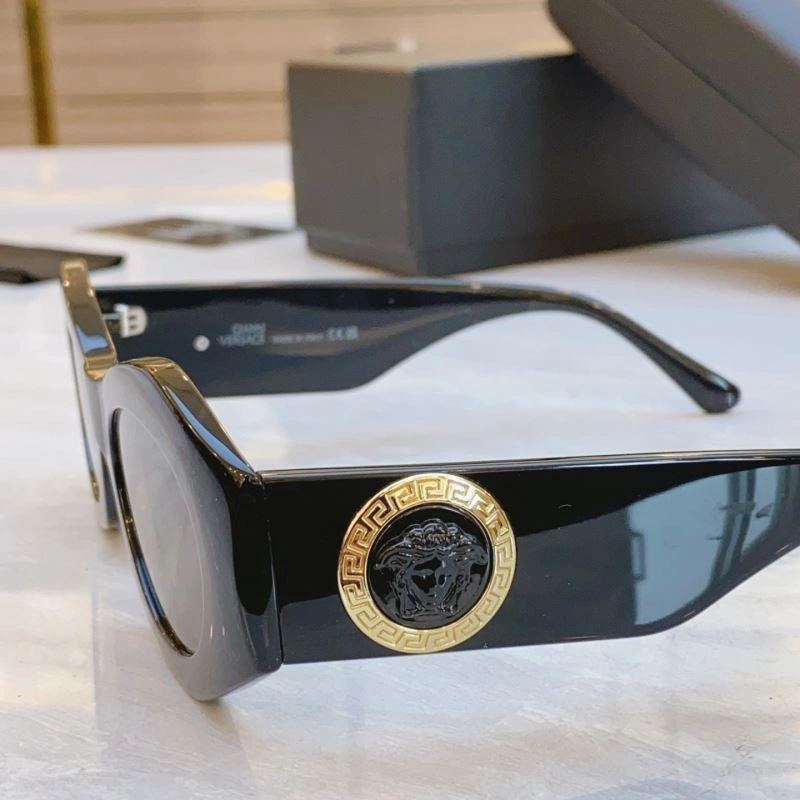 Cut-rate Versace Sunglasses