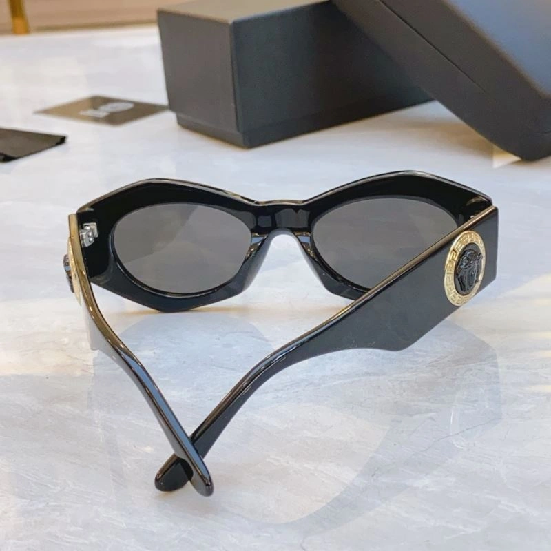 Cut-rate Versace Sunglasses