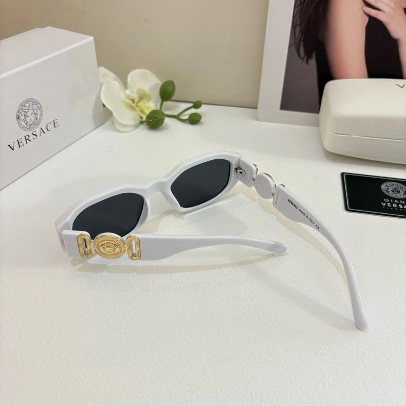 Indistinguishable Versace Sunglasses