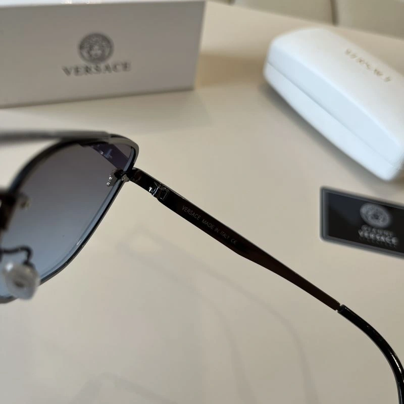 Factory-made Versace Sunglasses