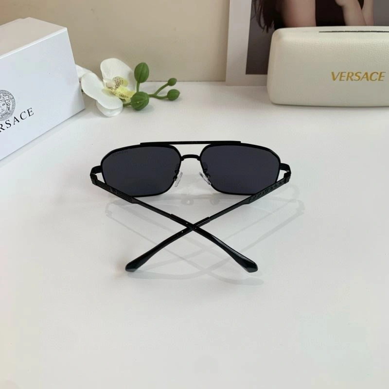 Low-cost Versace Sunglasses