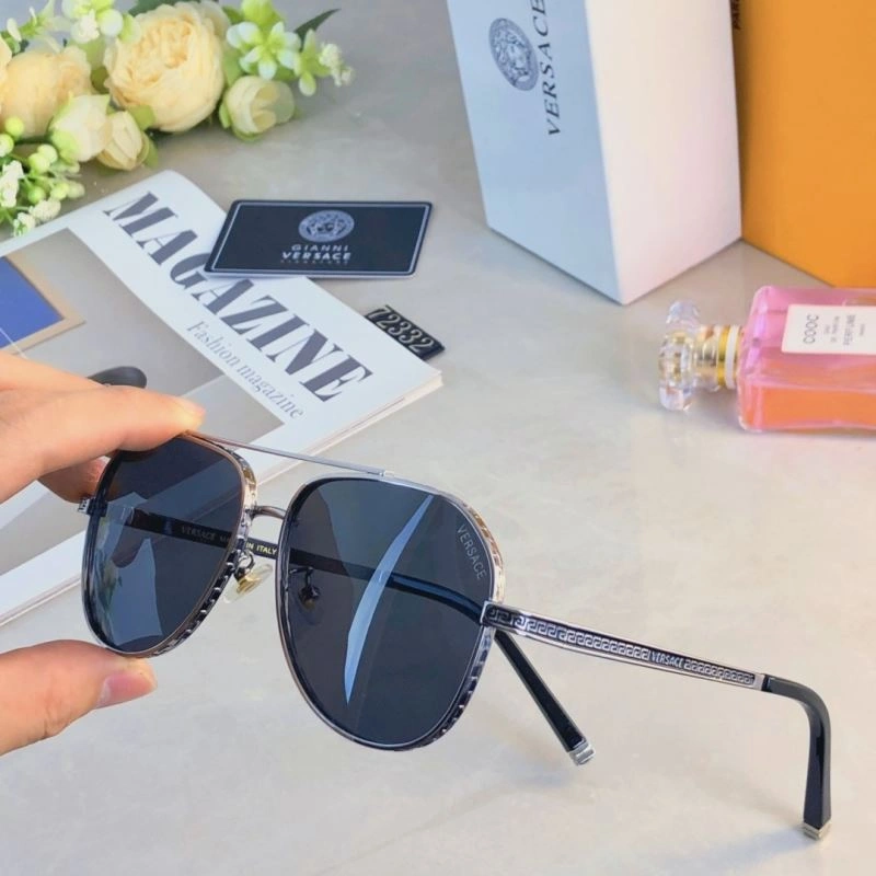 Low-cost Versace Sunglasses