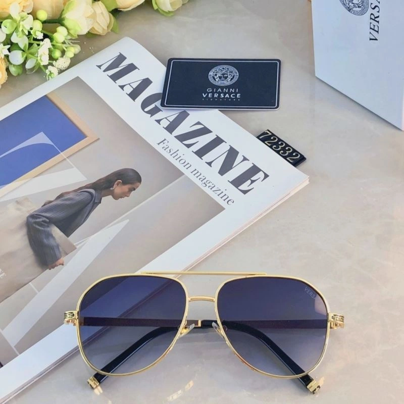 Low-cost Versace Sunglasses