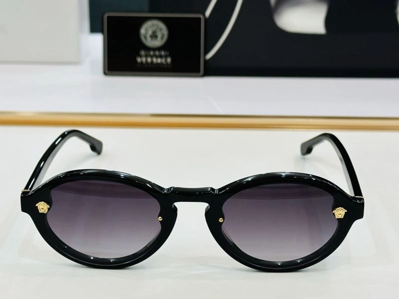 Cut-rate Versace Sunglasses