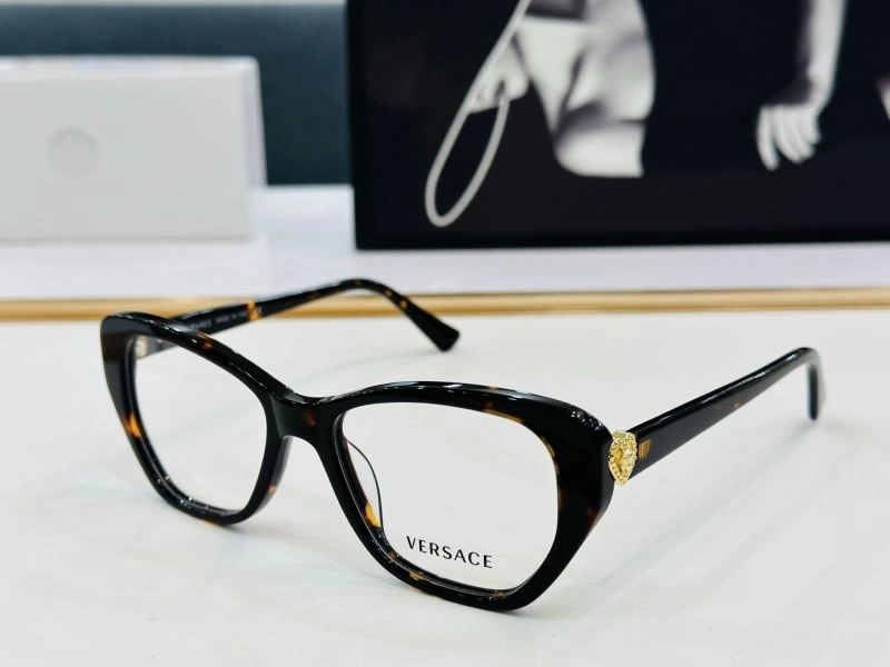 Accurate model Versace Sunglasses