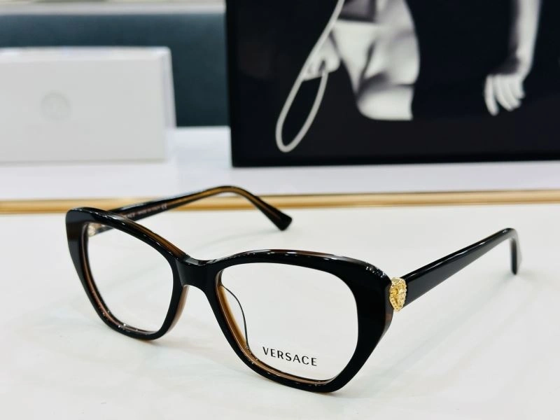 Accurate model Versace Sunglasses