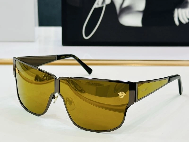 Top mirror Versace Sunglasses