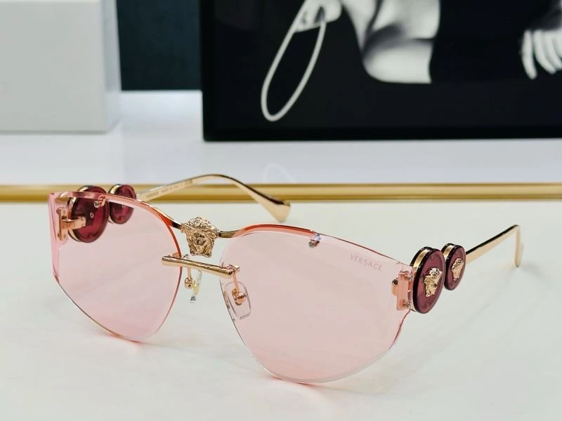 Accurate model Versace Sunglasses