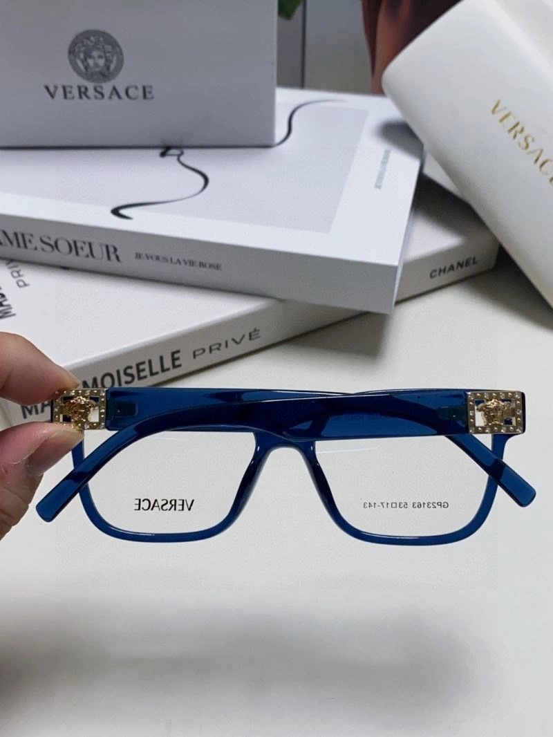 Accurate model Versace Sunglasses