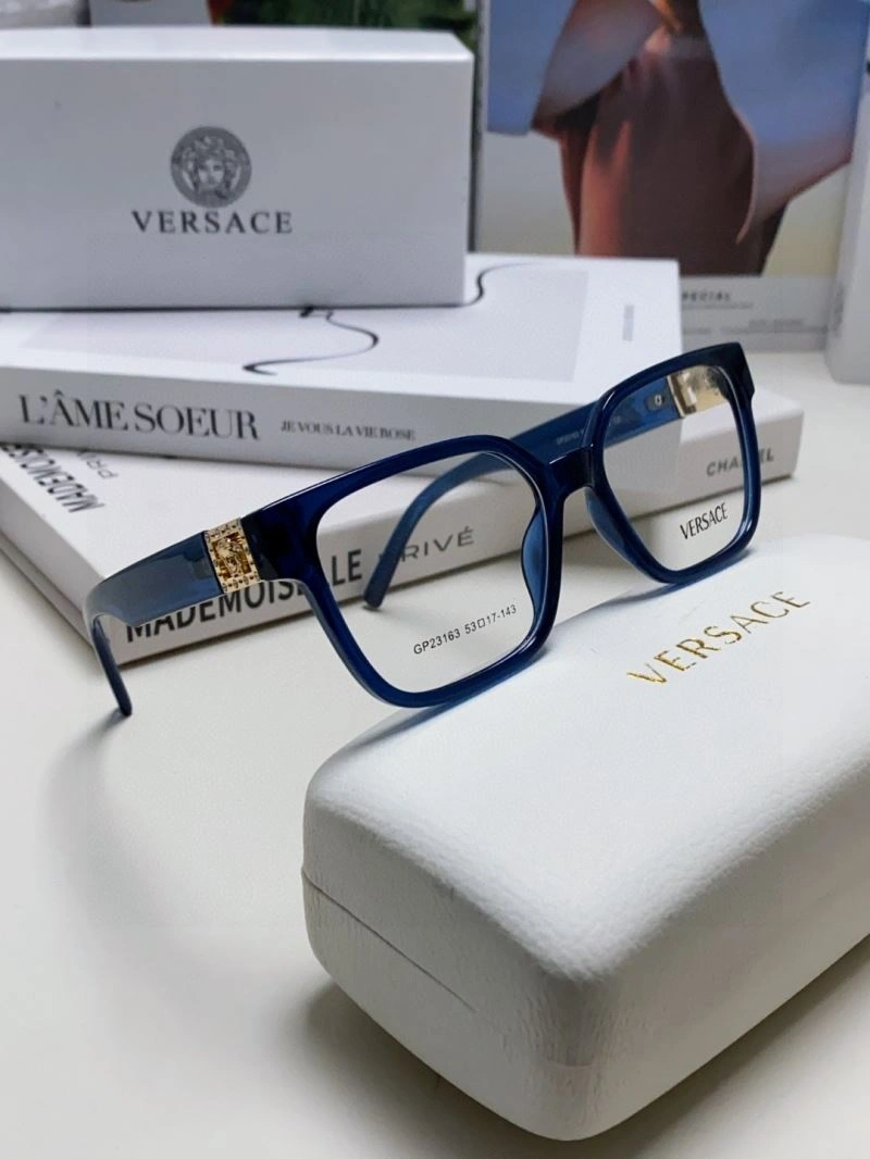 Accurate model Versace Sunglasses