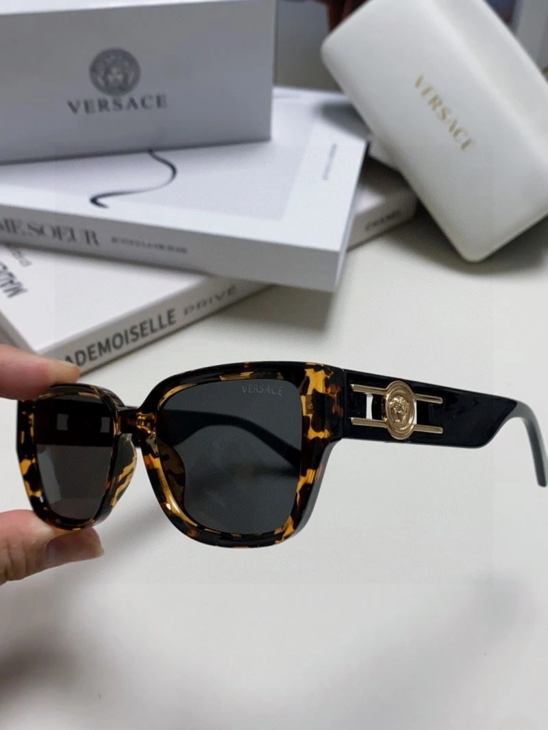 Precise copy Versace Sunglasses