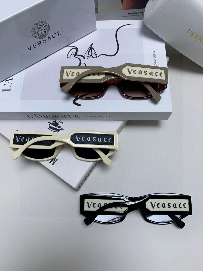 Top mirror Versace Sunglasses
